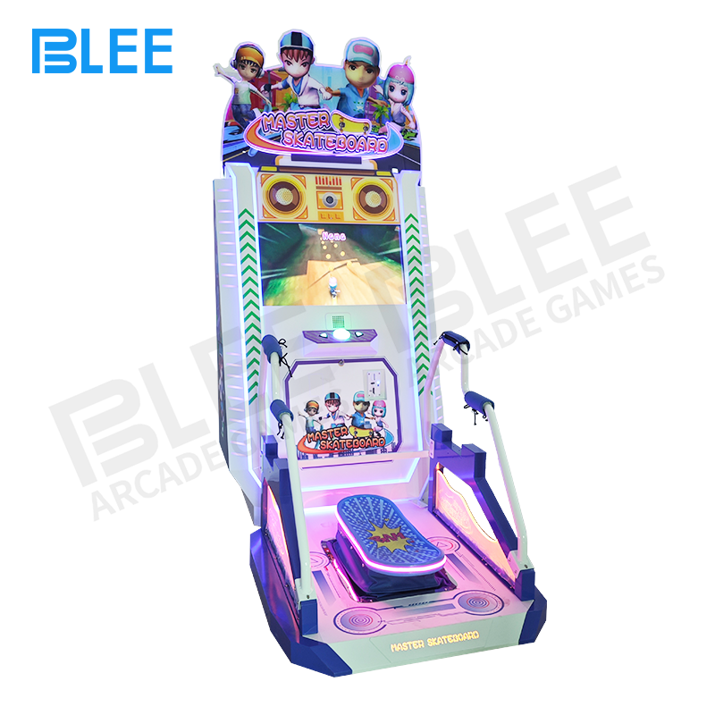 BLEE Elite Skateboarder Pro Photo-Capture Sports Simulator Historical ...